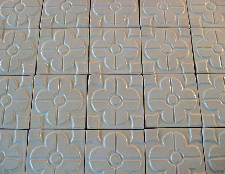 Quatrefoil 4"x4" Ceramic Handmade Tile | Geometric Handmade Tiles